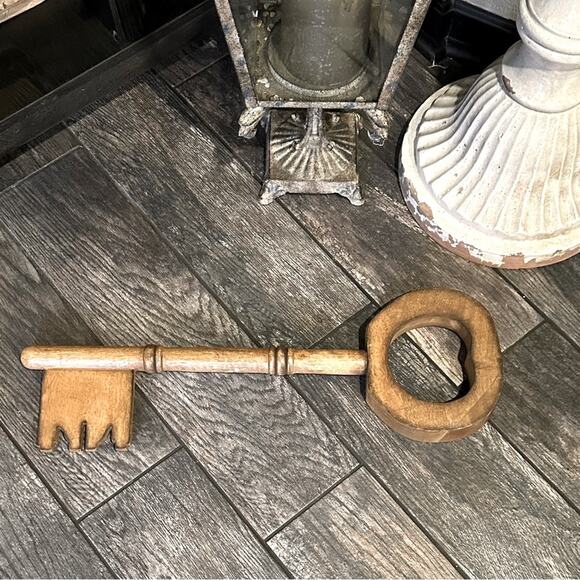 Pottery Barn | Wall Decor | Pottery Barn Nwot Rustic Brown Curved Real ...